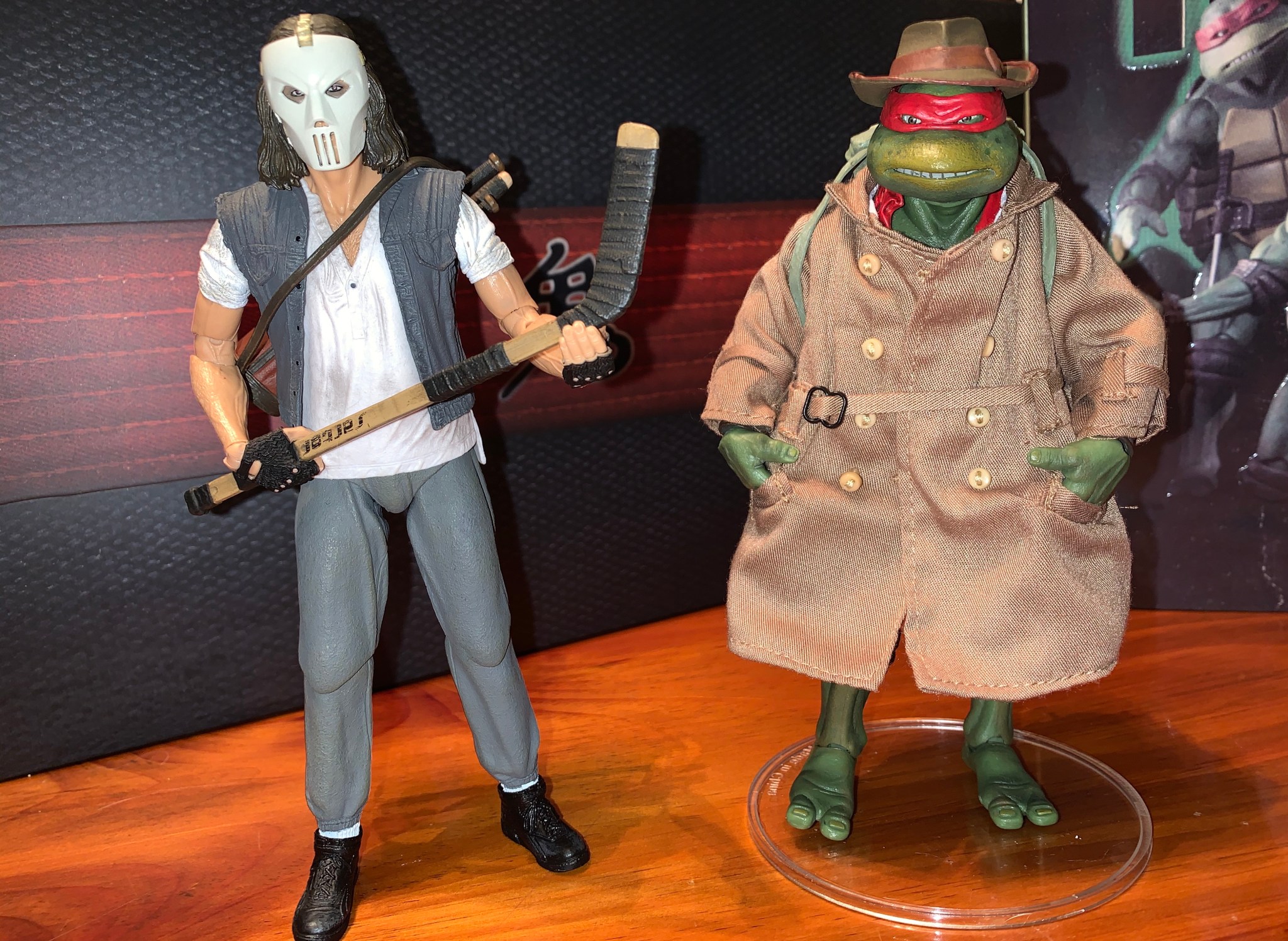 NECA TMNT Casey Jones and Raphael (In Disguise) | The Nostalgia Spot