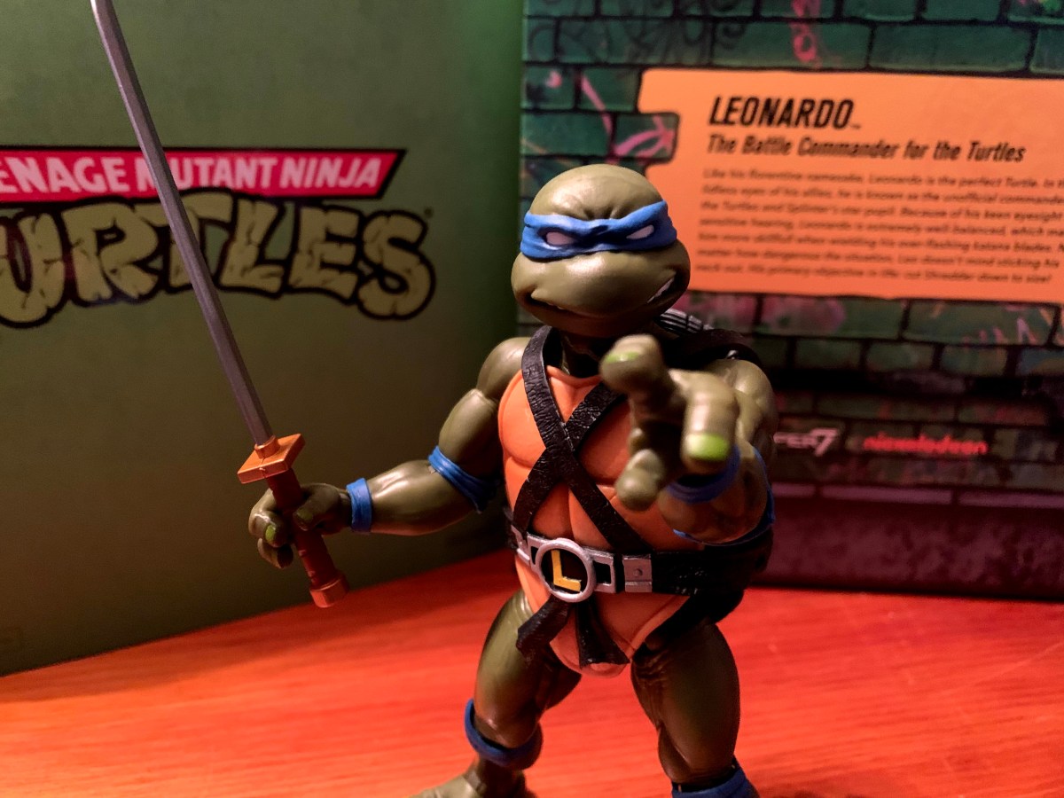 Super7 TMNT Ultimates! Leonardo | The Nostalgia Spot