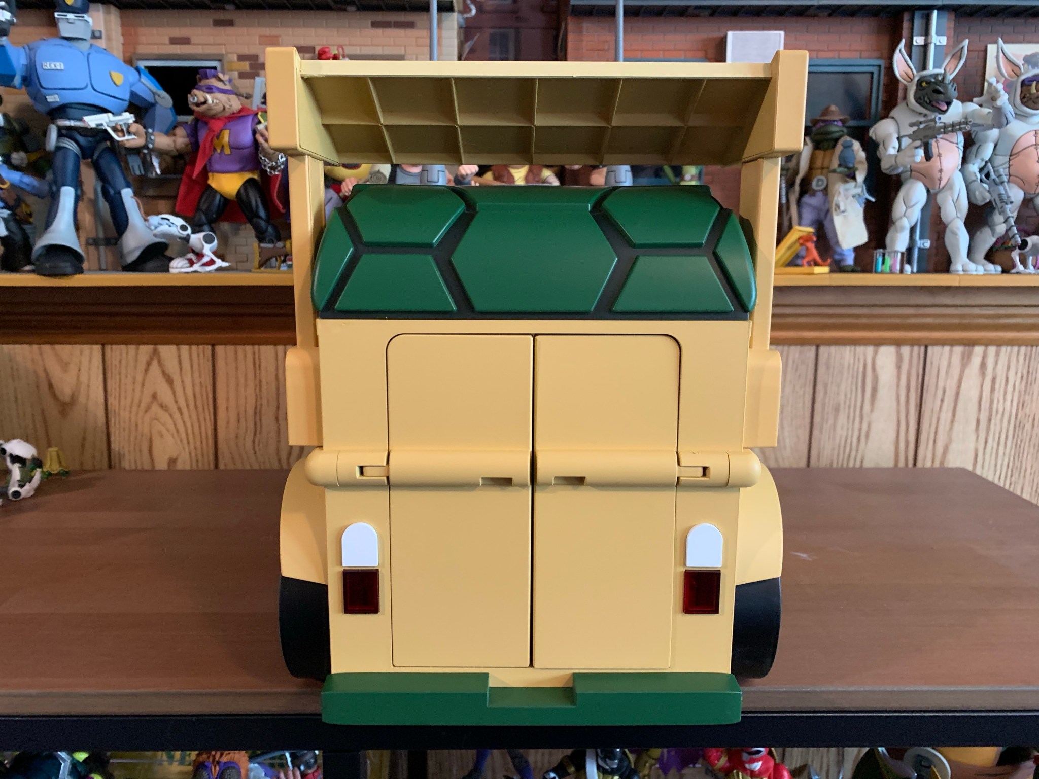 NECA TMNT Toon Turtle Van | The Nostalgia Spot